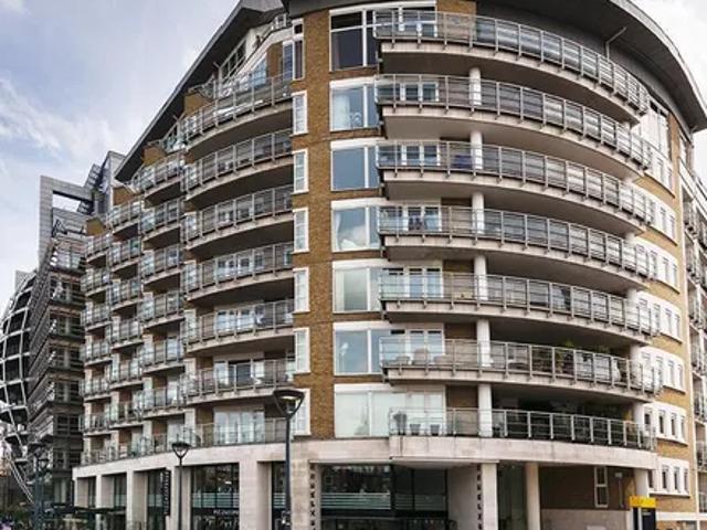 PizzaExpress, 24 New Globe Walk, London, SE1 9DS, United Kingdom | 2 bed apartment for rent #120227933 | Rentberry