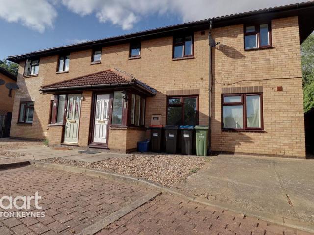 Pomander Crescent, Walnut Tree 6 bed semi detached house to rent £1,900 pcm £438 pw
