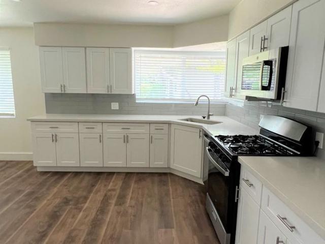 Pomelo Park 2 Bedroom Apartment for Rent at 3427 E Osborn Rd, Phoenix, AZ 85018
