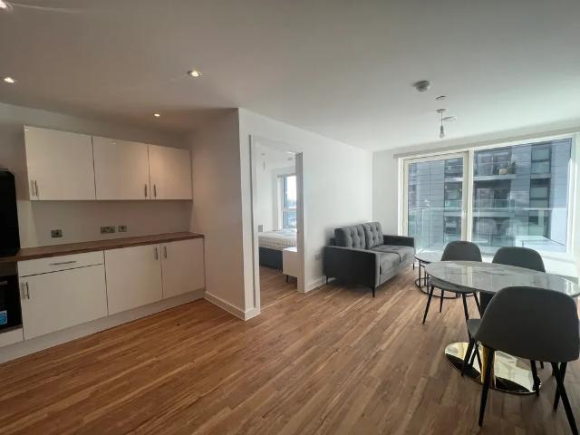 Pomona Strand, Manchester M16, 2 bed flat to rent, £1,395 pcm | PrimeLocation