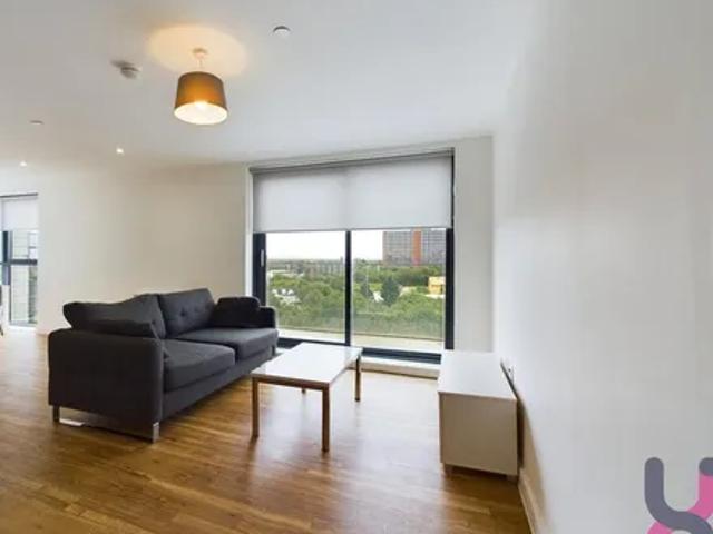 Pomona Strand, Stretford, M5 3EZ, United Kingdom | 2 bed apartment for rent #167776654 | Rentberry