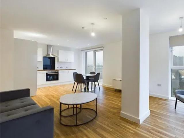 Pomona Strand, Trafford, M16 0YD, United Kingdom | 3 bed apartment for rent #139403193 | Rentberry