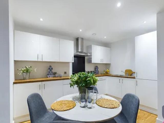 Pomona Strand, Trafford, M16 0YD, United Kingdom | 1 bed apartment for rent #167578823 | Rentberry