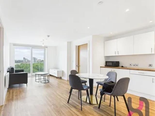 Pomona Strand, Trafford, M16 0YD, United Kingdom | 2 bed apartment for rent #124159230 | Rentberry