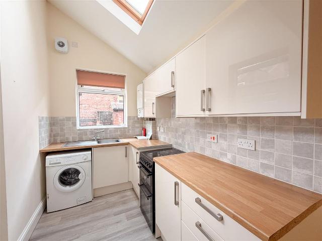Pomona Street, Sheffield S11, 4 bed shared accommodation to rent, £1,647 pcm | PrimeLocation