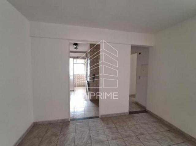 Pompéia apartamento 2 quartos, 1 vaga, 1 banheiro