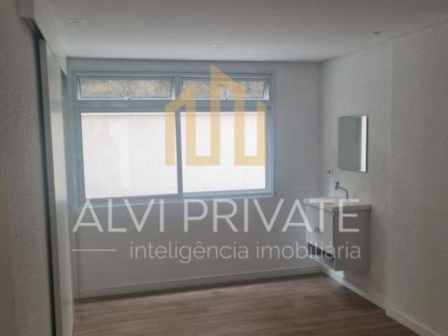 Pompéia Sacada 2 dormitórios, suíte, 2 banheiros, 2 vagas