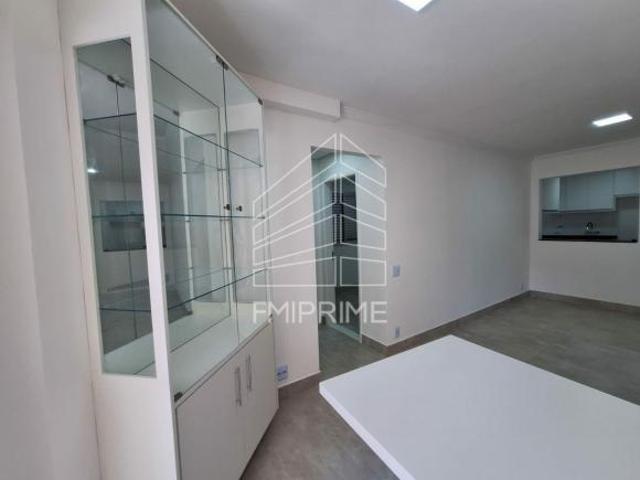 Pompéia 2 quartos, suíte, 2 banheiros, 1 vaga