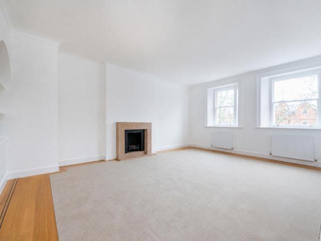 Pont Street, Knightsbridge, London, SW1X 2 bed apartment to rent £6,400 pcm £1,477 pw