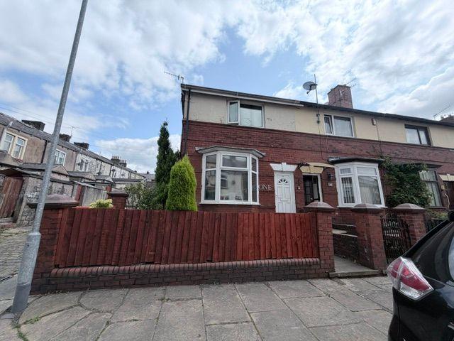 Pont Street, Nelson BB9, 2 bed end terrace house to rent, £575 pcm | PrimeLocation