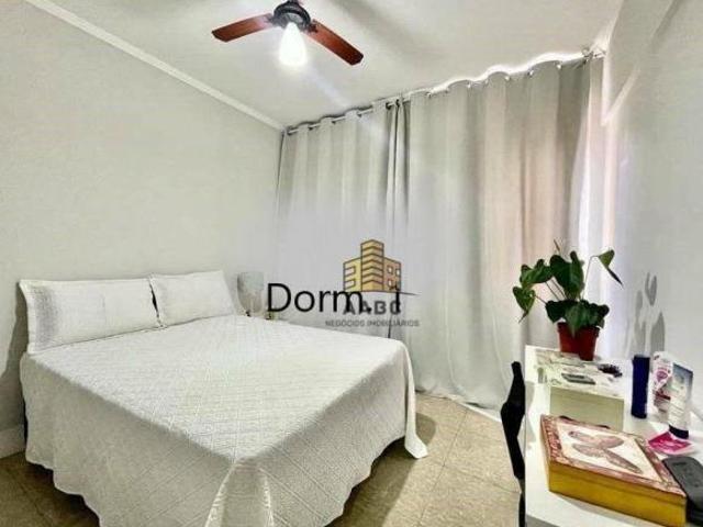 Ponta da praia 2 dorm + 1 vaga. reformado Quadra da praia. VENDA OU PERMUTA