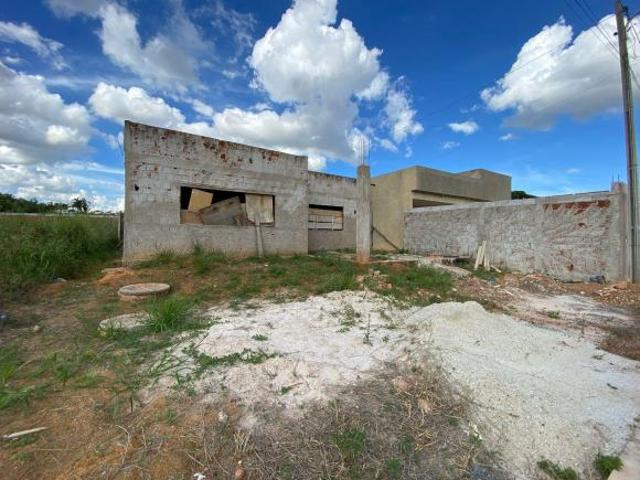 Ponte Alta Norte Excelente lote 400m², com construção iniciada
