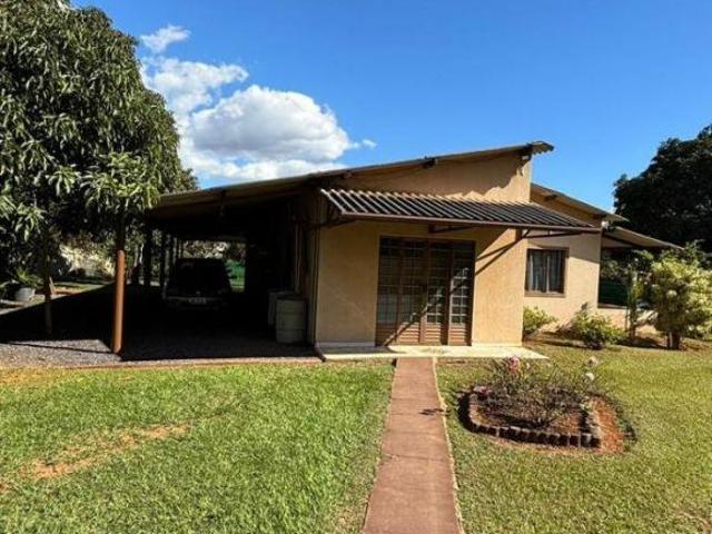Ponte Alta, Casa Grande, 2300m, casa com 4 quartos sendo 1 suíte, churrasqueira, pomar
