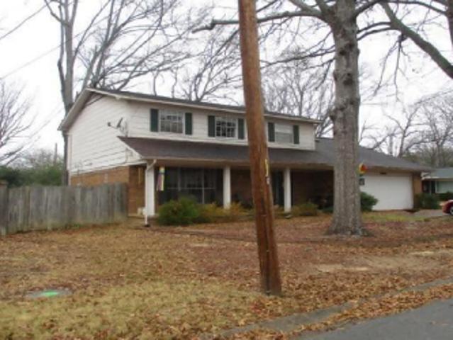 Pontiac Dr