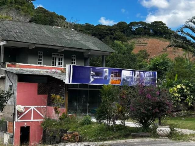 Ponto Comercial com 2 Quartos e 2 banheiros à Venda, 707 m² por R$ 1.250.000