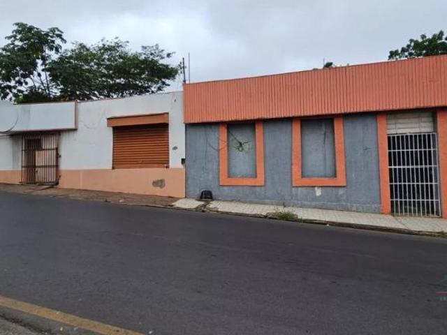 Ponto comercial para venda próximo a Praça Rachid Jaudy no Centro da Capital