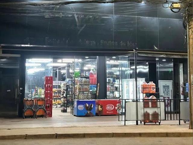 PONTO COMERCIAL VICENTE PIRES 250M² ESCRITÓRIO DISTRIBUIDORA MERCADO ADEGA