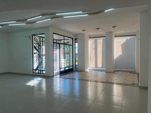 Ponto em Vitória, Londrina/PR de 185m² para locação R$ 7.950,00/mes