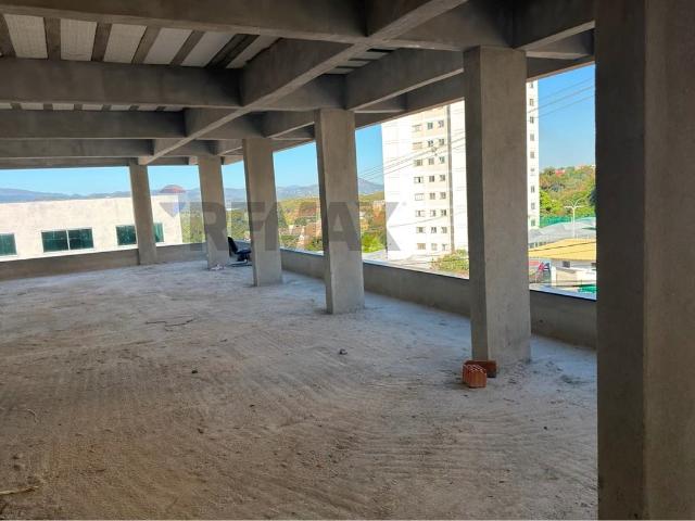 Ponto em Centro, Santa Luzia/MG de 350m² para locação R$ 6.000,00/mes