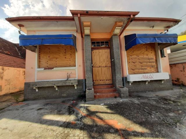 Ponto em Centro, Taubaté/SP de 250m² à venda por R$ 1.699.900,00 ou para locação R$ 6.000,00/mes