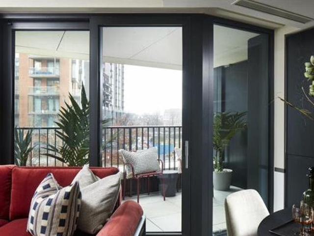 Ponton Road, London Square Nine Elms, Nine Elms, 2 Bedroom Apartment