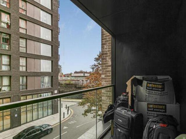 Ponton Road, Nine Elms, 1 Bedroom Apartment