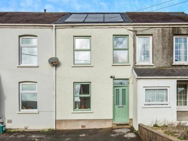 Pontyates, Heol Bancyroffis, Llanelli, 2 Bedroom Terraced