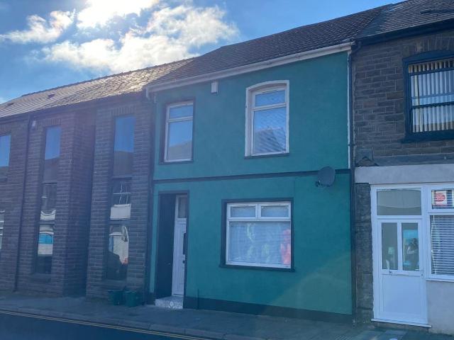 Pontypridd CF37, 4 bed terraced house to rent, £1,150 pcm | PrimeLocation