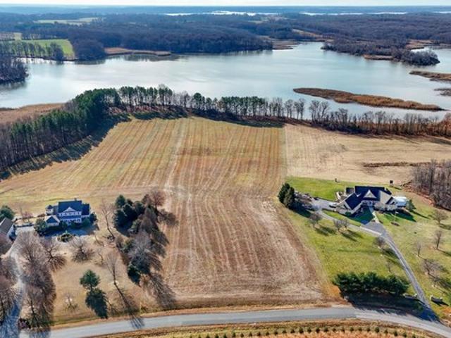 Pond Creek Ln, Earleville, MD 21919