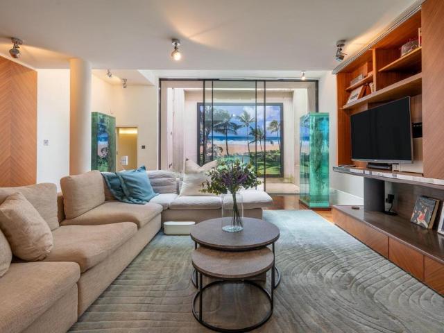 Pond Place, SW3 4 bed mews to rent £14,083 pcm £3,250 pw