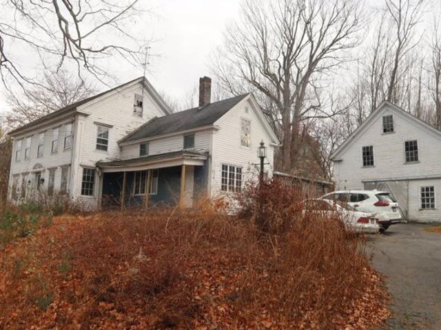 Pond Rd, Manchester, Home For Sale
