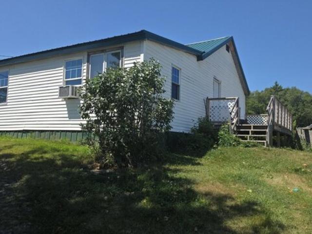 Pond Rd, Albion, Home For Sale
