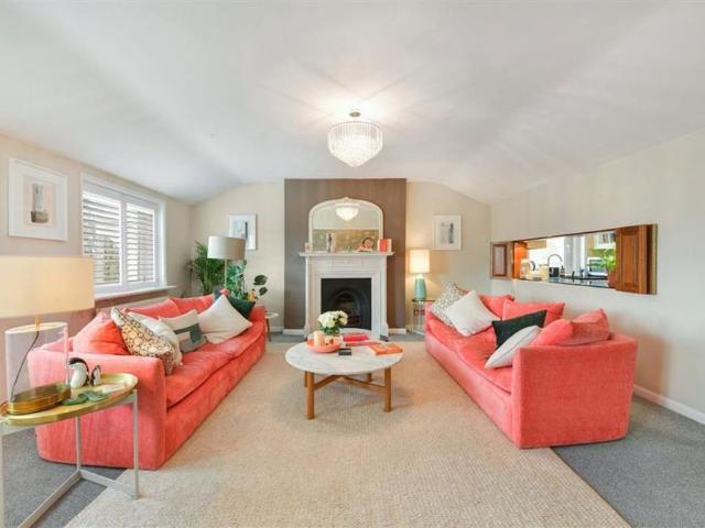 Pond Road, SE3, London