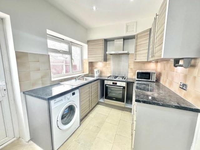 Pond Road, Stratford, E15, Property for rent