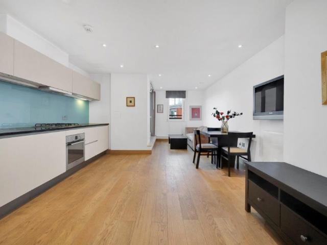 Pond Street, London NW3, 2 bed flat to rent, £3,501 pcm | PrimeLocation