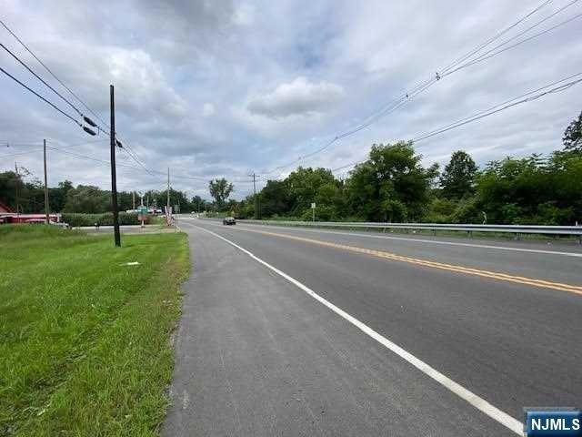 Pond School Rd, Wantage, NJ 07461