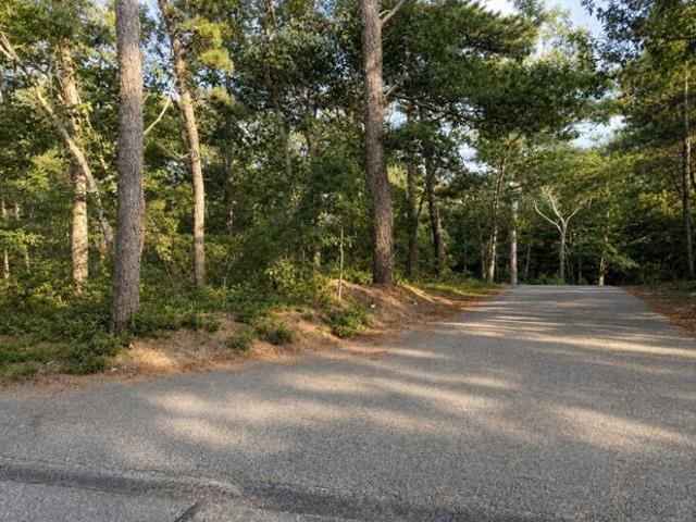 Pond View Dr, Oak Bluffs, Plot For Sale