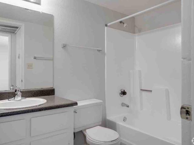 Ponderosa Ranch Apartments 2 Bedroom Apartment for Rent at 4839 S Darrow Dr, Tempe, AZ 85282