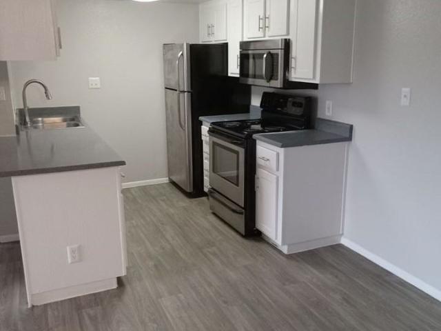 Ponderosa Ranch Apartments 2 Bedroom Apartment for Rent at 4839 S Darrow Dr, Tempe, AZ 85282