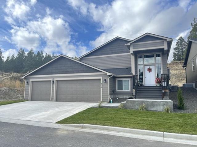 Ponderosa Ridge Rental Homes 4 Bedrooms, 3 Bathrooms