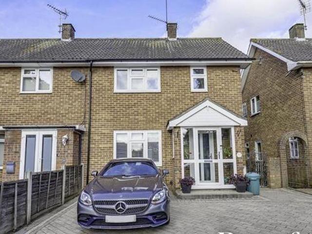 Pondfield Lane, Brentwood, 2 Bedroom End