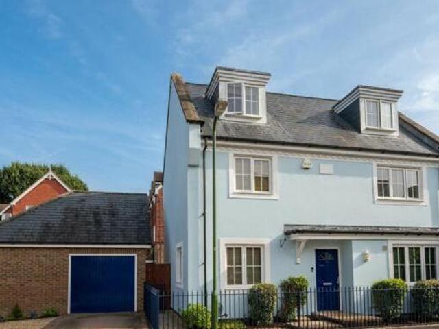 Pondtail Park, Horsham, 4 Bedroom Link