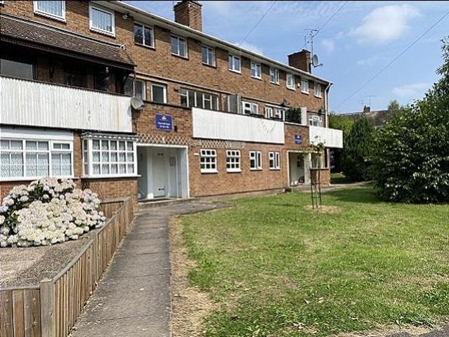 Pool Hall Road, Castlecroft, Wolverhampton WV3, 2 bed flat to rent, £795 pcm | PrimeLocation