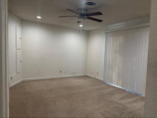 Pool house master for rent