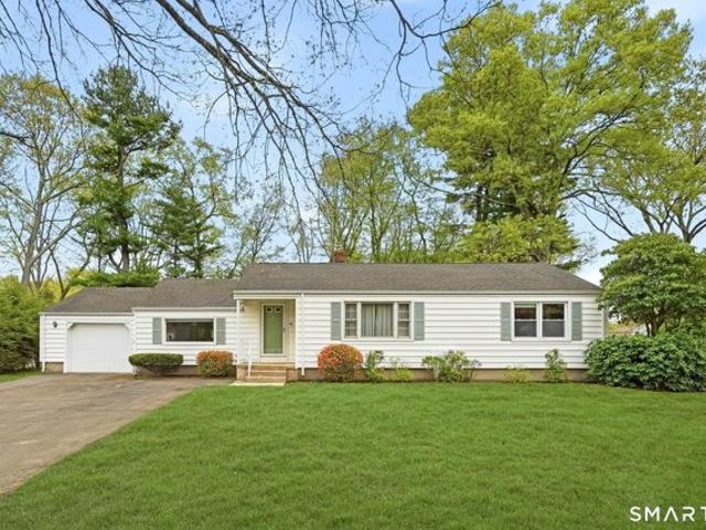 Pool Rd, North Haven, Home For Sale