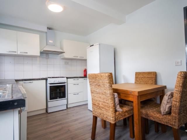 Poole Crescent, Birmingham B17 4 bed end of terrace house to rent £2,080 pcm £480 pw