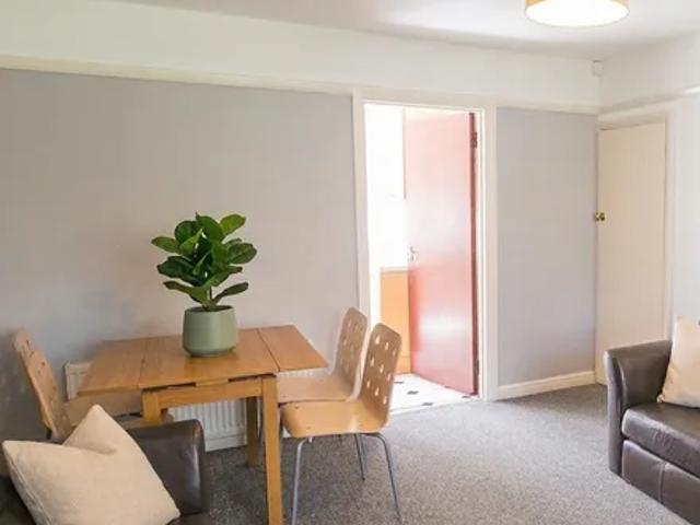 Poole Crescent, Metchley, B17 0PE, United Kingdom | 3 bed house for rent #164784275 | Rentberry