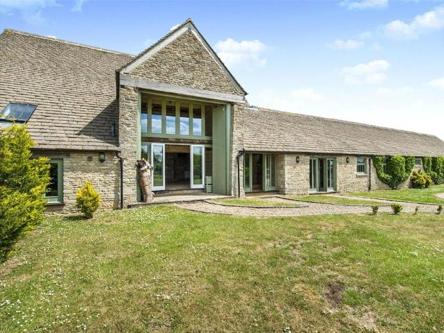 Poole Keynes, Cirencester. 4 bed detached house to rent £3,995 pcm £922 pw
