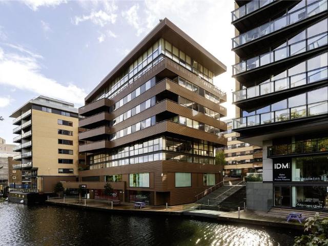 Poole Street, London, N1 2 bed apartment to rent £3,000 pcm £692 pw