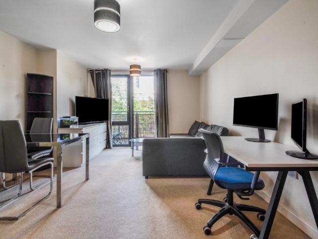 Pooles Park, London N4 1 bed flat to rent £1,950 pcm £450 pw
